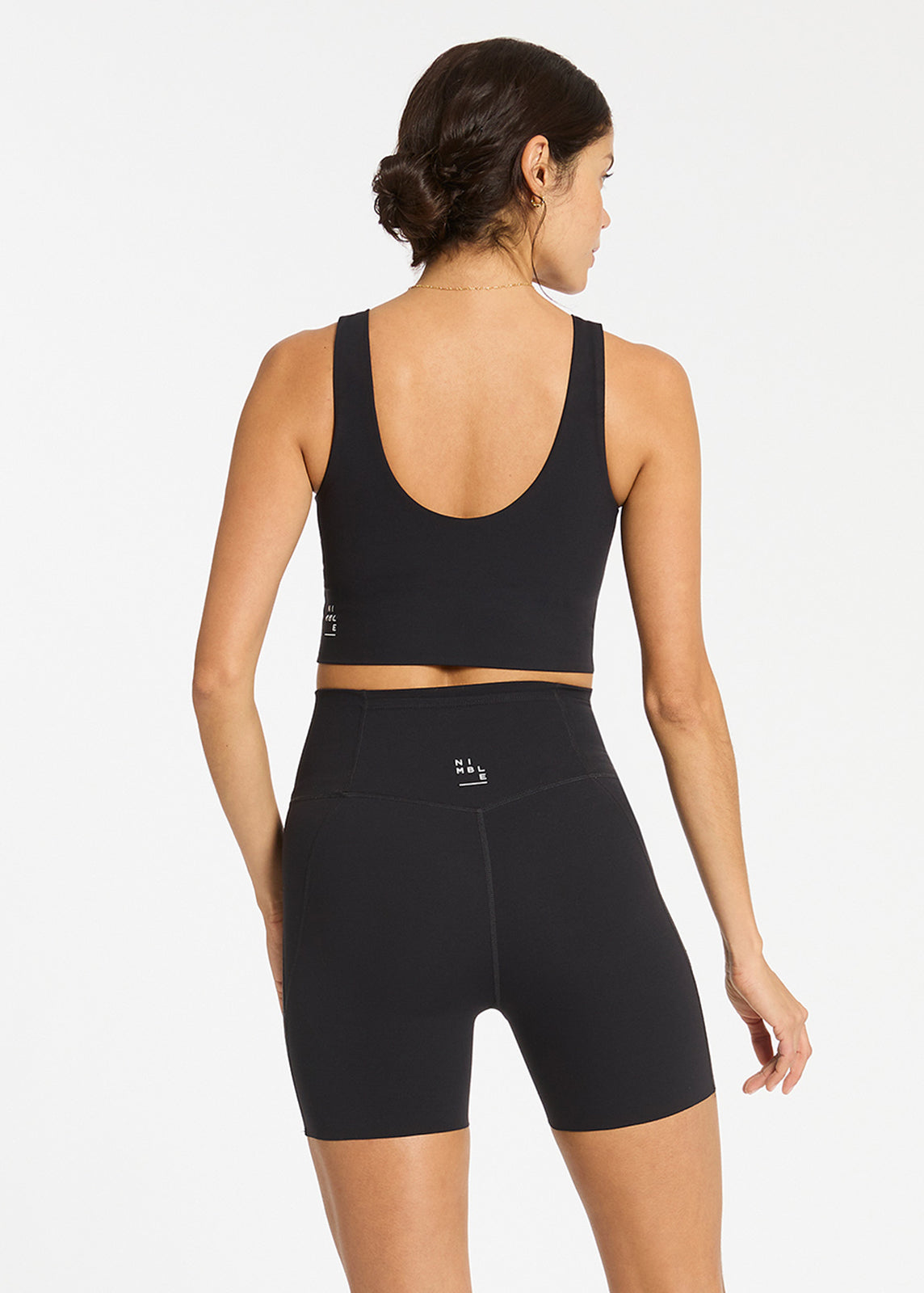 In Motion Scoop Bra - Black | Nimble Activewear – Nimble Activewear